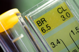 What is Bromine in a Swimming Pool? - MYPOOLCOOL.COM